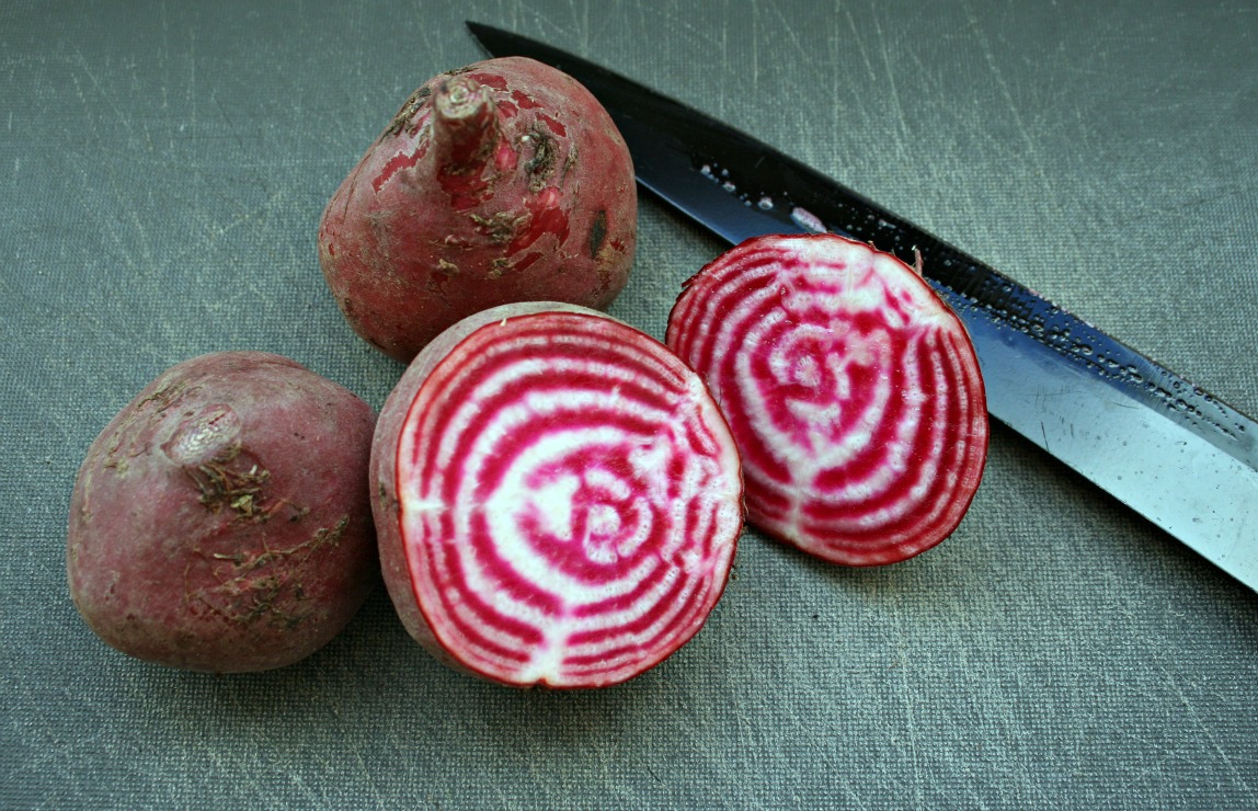 Roasted Garlic Beet Hazelnut Dip ~ Chews and Brews